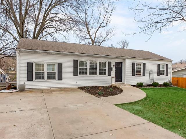 5113 N Wayne Ave, Kansas City, MO 64118 | Compass