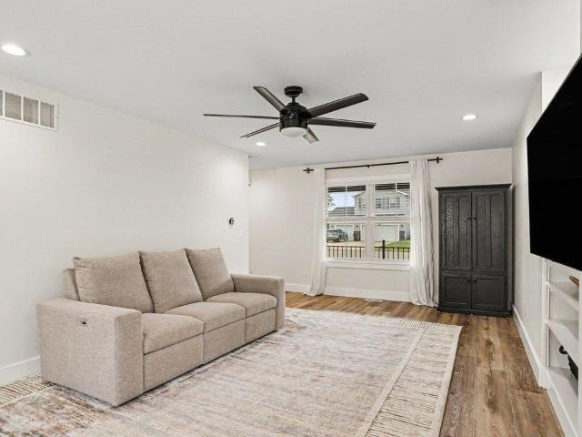 5113 Bridle Lane