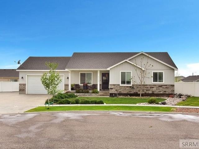 5113 Camden St, Chubbuck, ID 83202