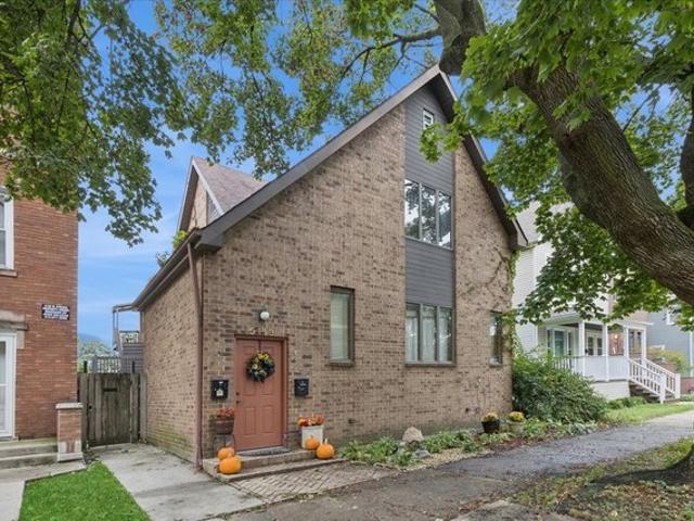 5113 W Strong St, Chicago, IL 60630