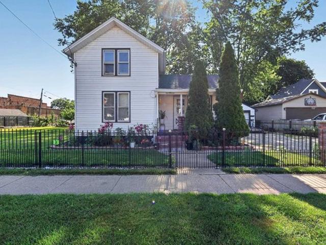 511 8th St, Beloit, WI 53511