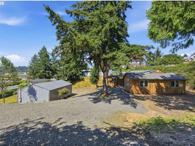 511 9TH AVE