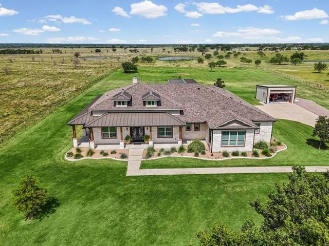511 Alsdorf Rd, Ennis, TX 75119
