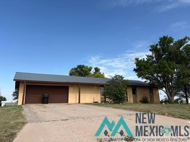 511 Apache Trl, Portales, NM 88130