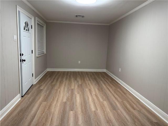 511 Ave B