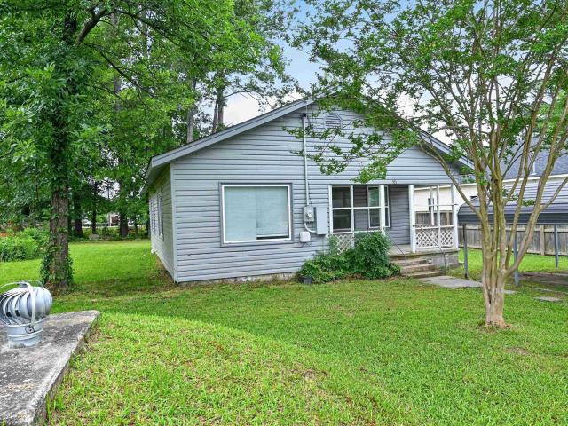 511 Boswell Road