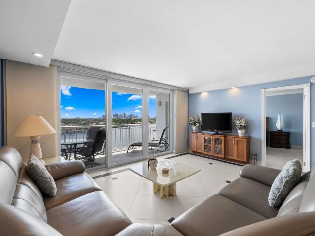 511 Bayshore Dr 904, Fort Lauderdale, FL
