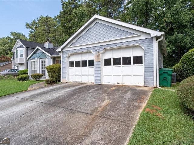 511 Barclay Court