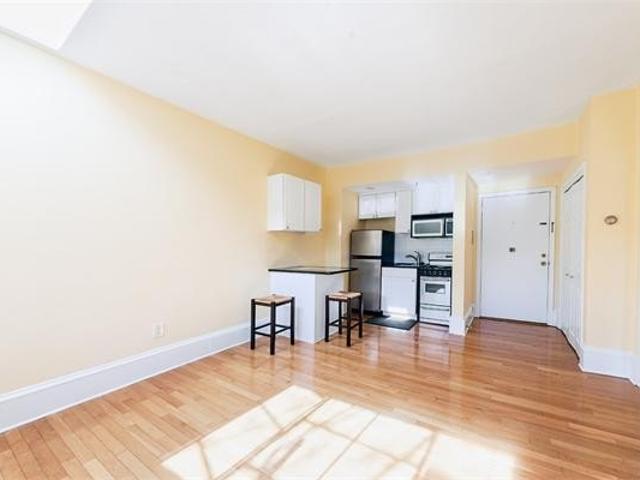 511 Beacon St Apt 11, Boston, MA 02215