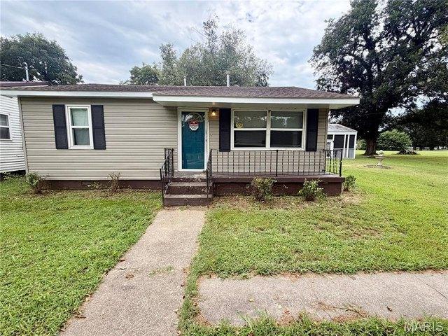 511 Dixie St, Parma, MO 63870