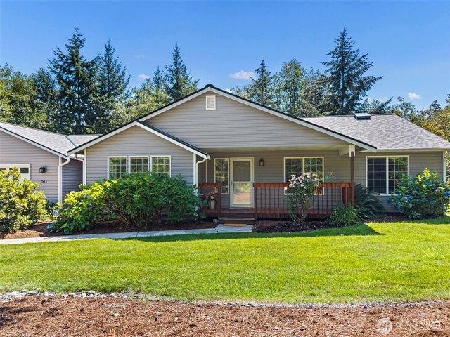 511 E Gills Cove Dr, Allyn, WA 98524