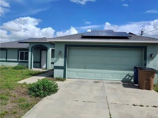 511 Kimberly Ct, Lehigh Acres, FL 33974