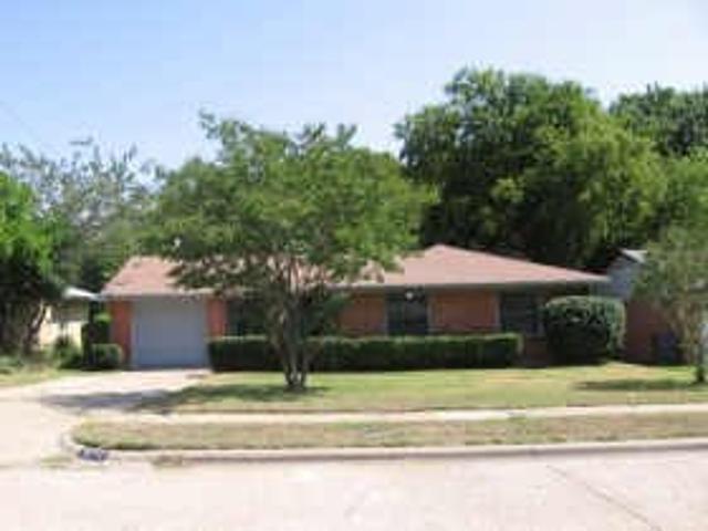511 Highcrest Dr, Dallas, TX 75232