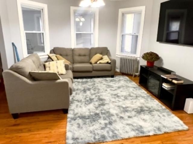511 Hussa St # 2