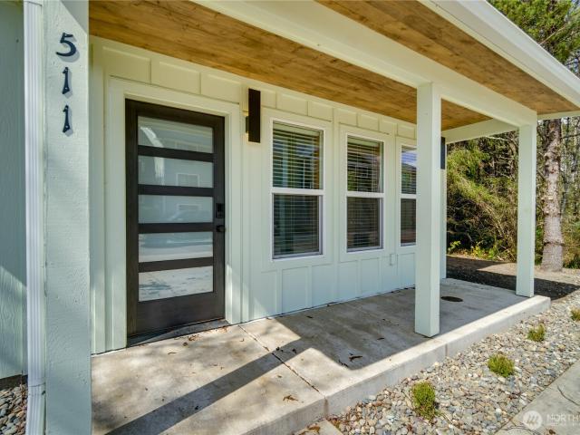 511 Ocean Beach Boulevard S