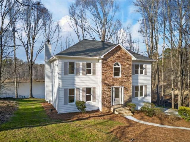 511 Lakeside Drive