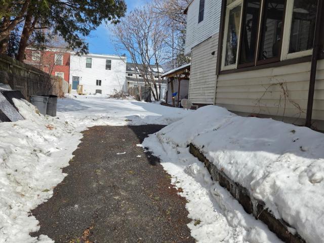 511 Morris Street