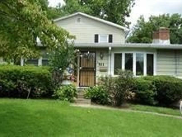 511 Malcolm Rd NW, Vienna, VA 22180