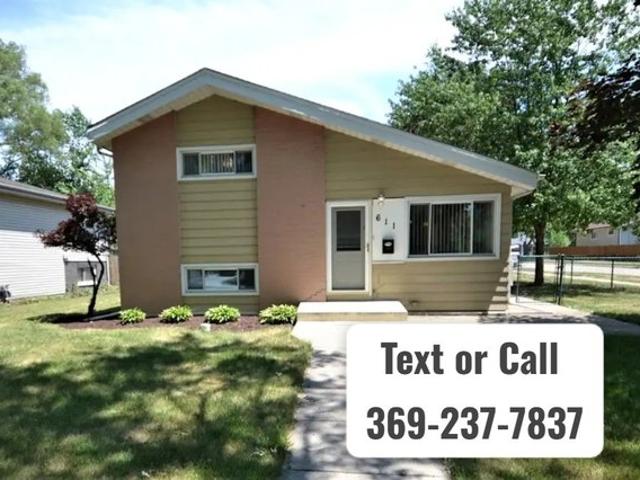 511 N Bierman Ave, Villa Park, IL 60181