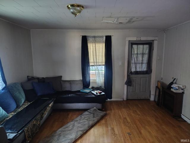 511 N Cauble Street