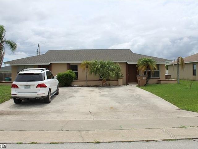 511 SE 5th Pl Apt A, Cape Coral, FL 33990