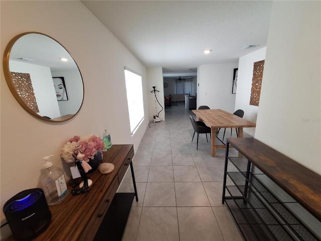511 Sunlit Coral St, Ruskin, FL 33570 | MLS #TB8483 | Compass
