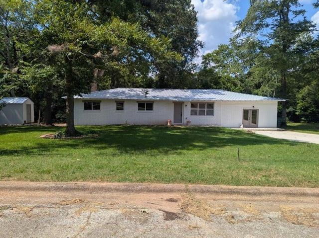 511 Pleasant Ln, Nacogdoches, TX 75964