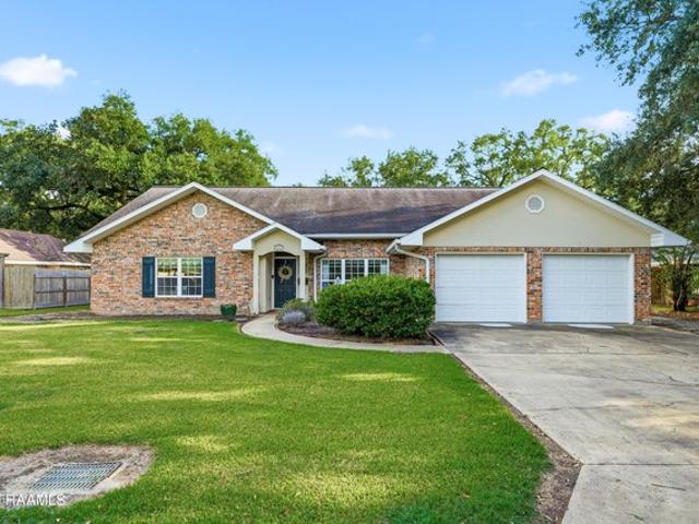 511 W 14th St, Crowley, LA 70526
