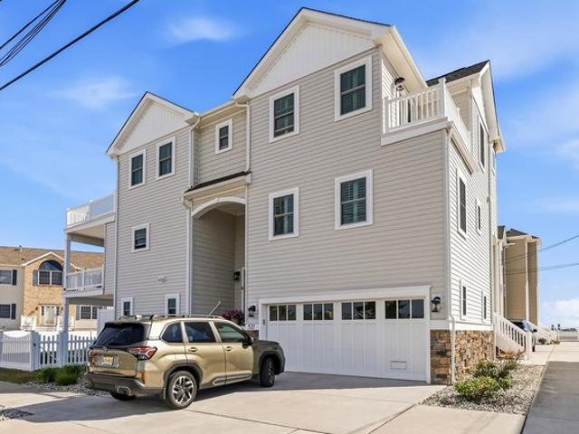 511 W 19th Ave, North Wildwood, NJ 08260