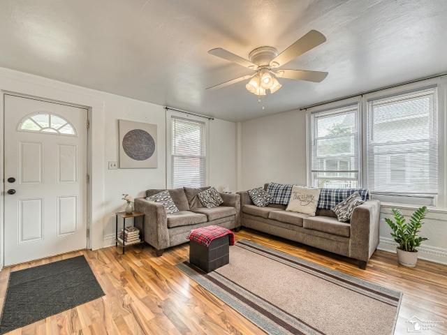 511 W 3rd Street