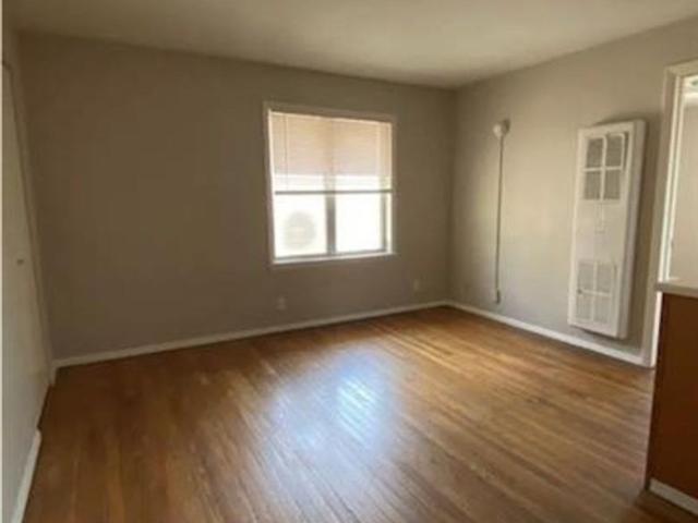 511 W University Ave 1 Bedroom Apartment for Rent at 511 W University Ave, Champaign, IL 61820