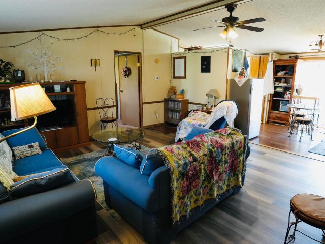 511 W Vine St, North Judson, IN 46366 | MLS #202612