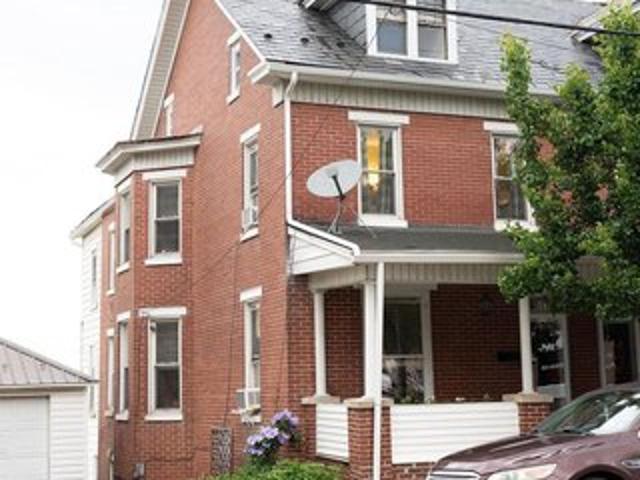 511 W Broadway, Red Lion, PA 17356
