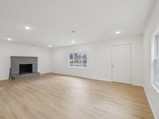 511 W Kanawha Avenue