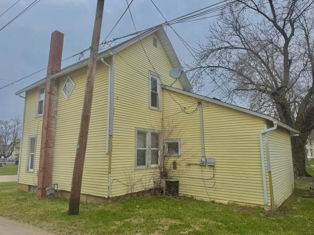511 W Maple Street