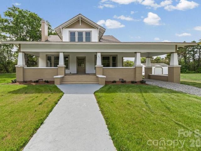 511 W Passaic St, Peachland, NC 28133