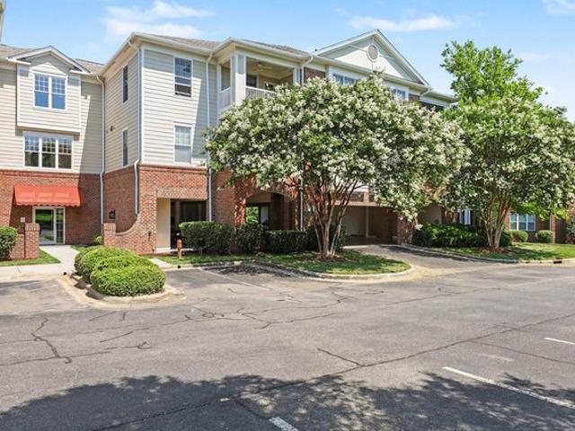 511 Waterford Lake Dr, Cary, NC 27519