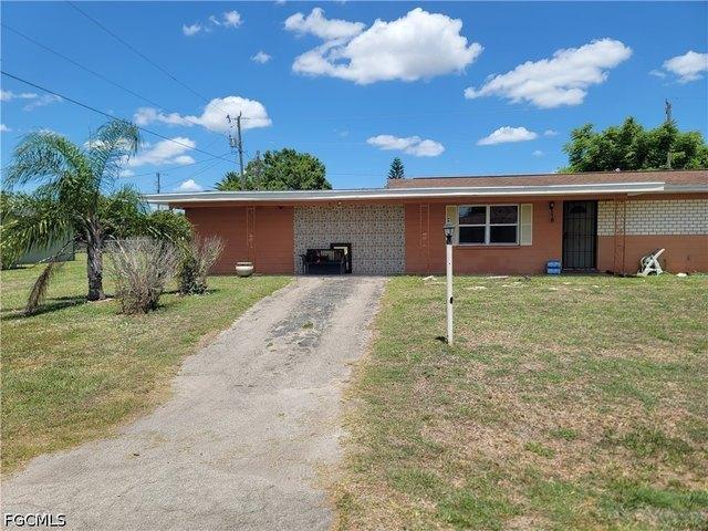 511 Wyoming Rd, Lehigh Acres, FL 33936