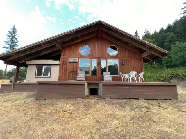 511 Tucker Hill Rd, Douglas City, CA 96024 | MLS #26 1913 | Compass