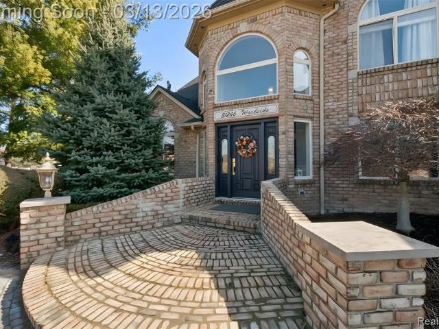 51246 Woodside Drive