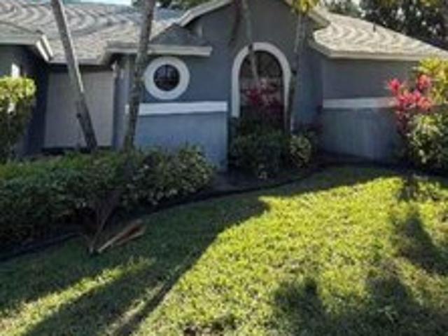 5124 NW 42nd Ter, Coconut Creek, FL 33073