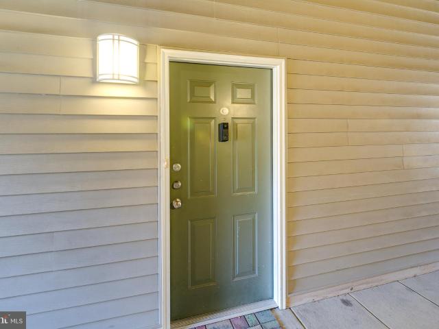 5124 Brittney Elyse Cir, Unit C, Centreville, VA 20120 | MLS #VAFX2294