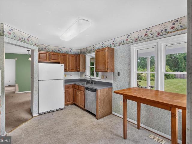 5125 Marx Drive