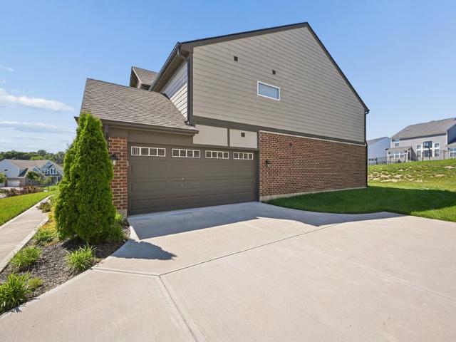5125 Loch Drive
