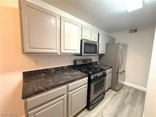5125 W Reno Avenue 2057