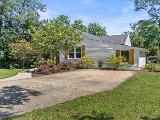 5125 Winters Lane