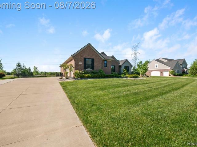 51265 Chamberlin Court
