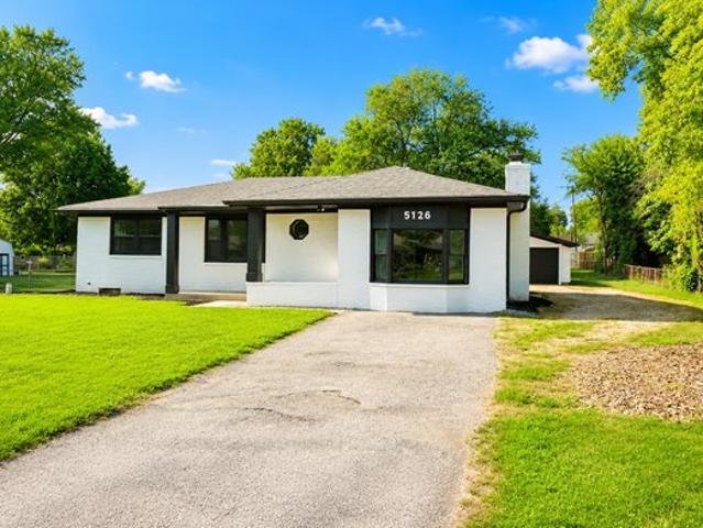 5126 Mount Pleasant Center Rd, Greenwood, IN 46142