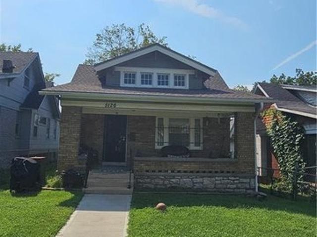 5126 Olive St, Kansas City, MO 64130