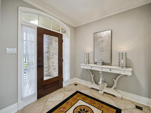 5126 Beacon Point
